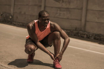 Causes and Symptoms of Sprained Ankles - Family Foot & Ankle Centers